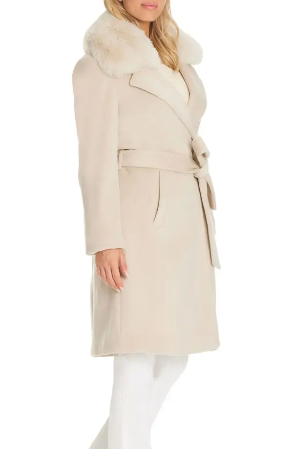 Vince Camuto Double-Breasted Coat With Faux Fur Collar In Soft